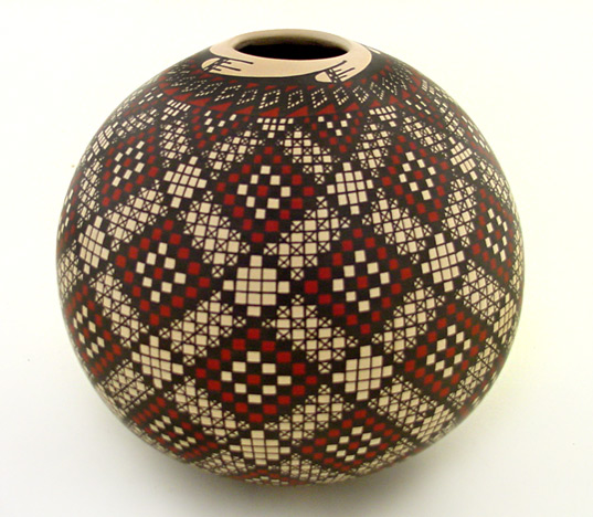 Mata Ortiz Pottery Alma Flores