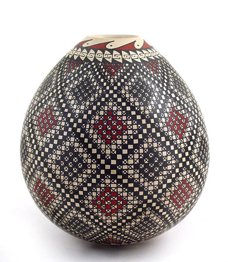 Mata Ortiz Pottery Alma Flores