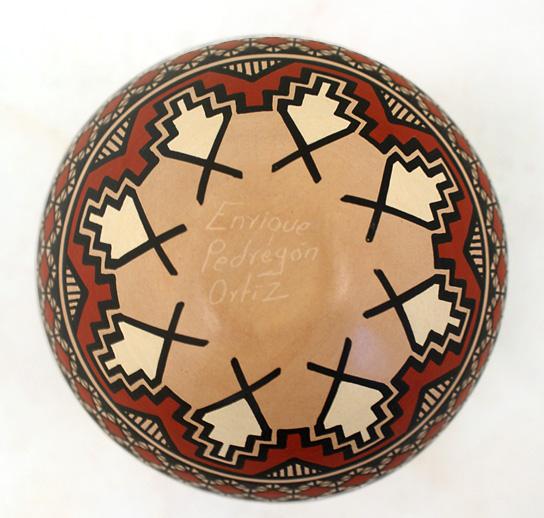 Enrique Pedregon Olla Mata Ortiz Pottery